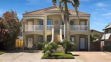 Apartamento, 2 quartos | Fachada