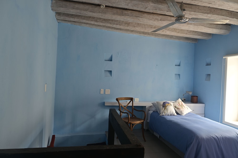 Espectacular Casa Con Siete Habitaciones Y Amplia Piscina - Cartagena