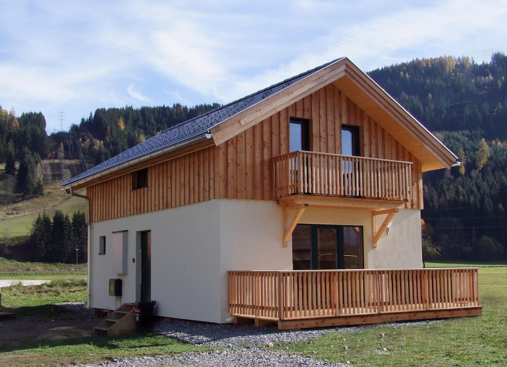 Spacious Chalet With Ir Sauna And Whirlpool - Murau