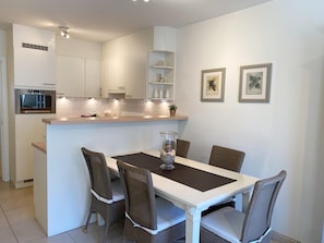 Apartamento | Restaurantes