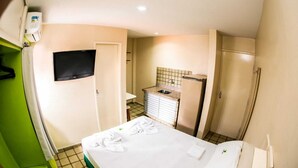 Apartamento Clássico | 20 quartos, secretária, secretária adequada para computadores portáteis