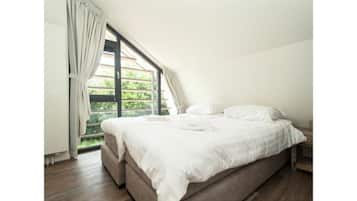 Apartamento | 3 quartos, com mobília individualizada, ferro/tábua de engomar