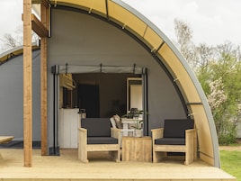 Tenda | Exterior