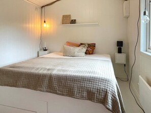 Casa | 2 quartos, com mobília individualizada 