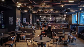 Café da manhã, almoço e jantar