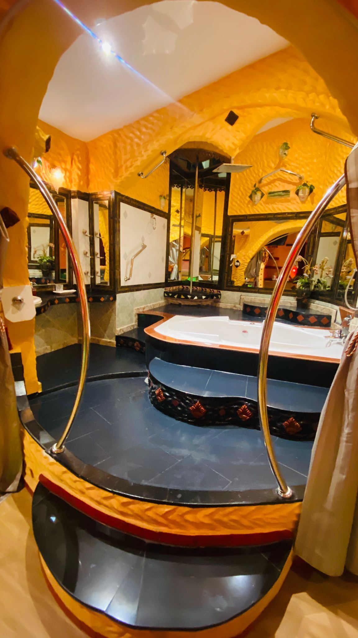 Suite, 1 cama king-size | Banheira de hidromassagem privativa