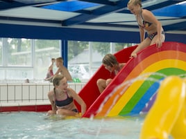 Tenda | Piscina | Piscina exterior, uma piscina aquecida
