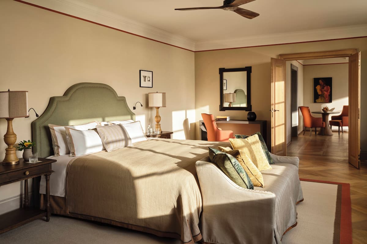 Suíte, 1 cama King (Florentina) | 1 quarto, roupas de cama premium, frigobar, cofres nos quartos
