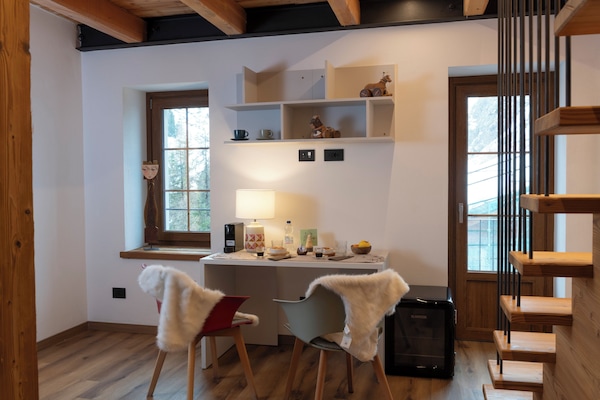 Quarto superluxo, sacada, vista para a montanha | 1 quarto, edredons de pluma, escrivaninha