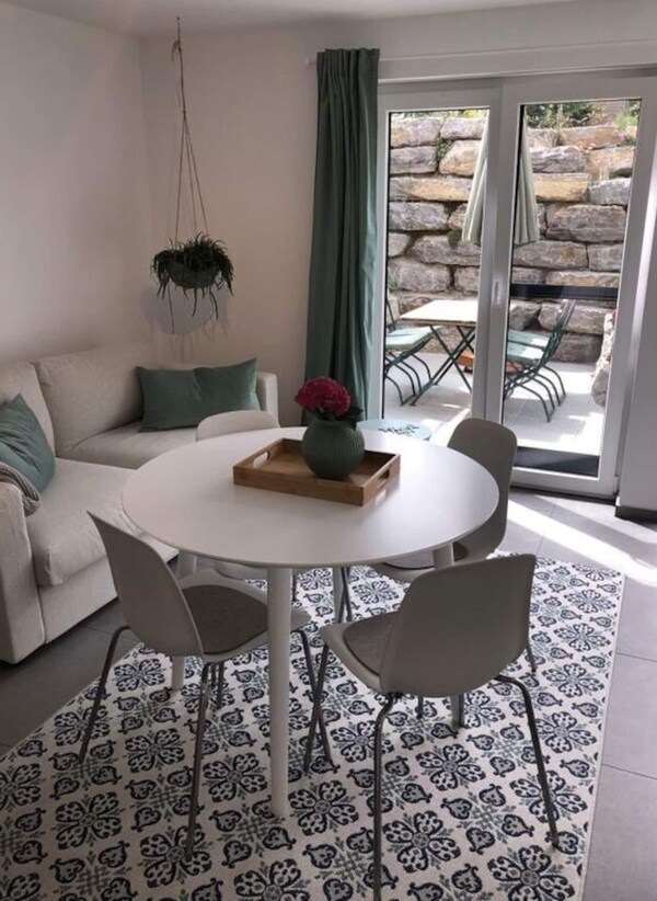 Pleasant Apartment With Terrace - Öhningen