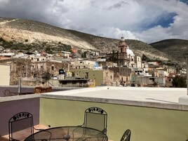 Suite Deluxe, pátio, Vista para a cidade | Terraço/pátio interior