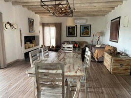 Casa Viticultor | Área de estar | Lareira