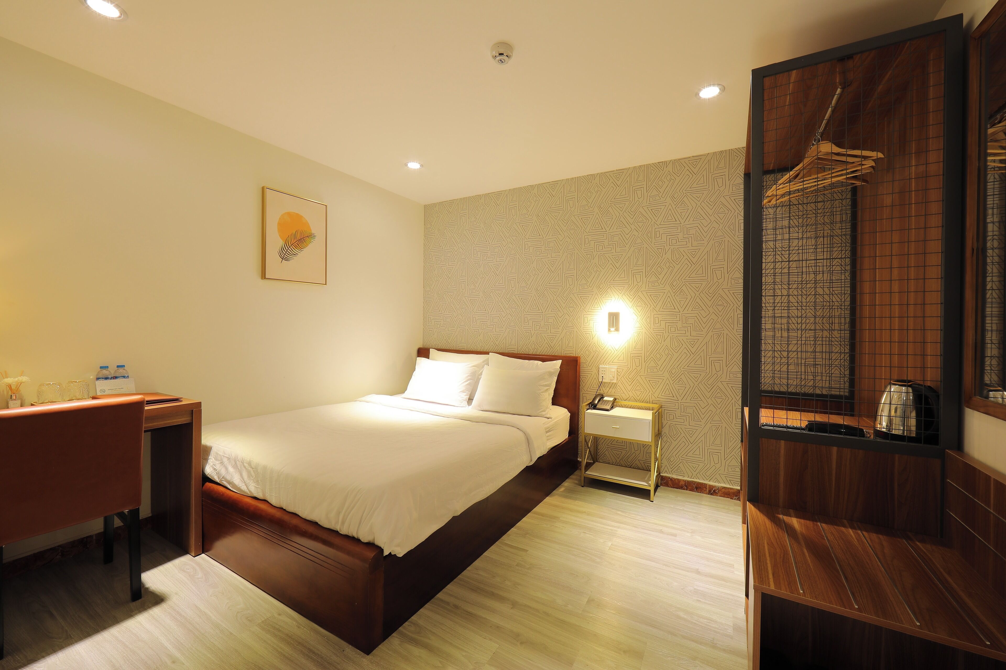 Deluxe Classic | Escrivaninha, Wi-Fi de cortesia, roupa de cama