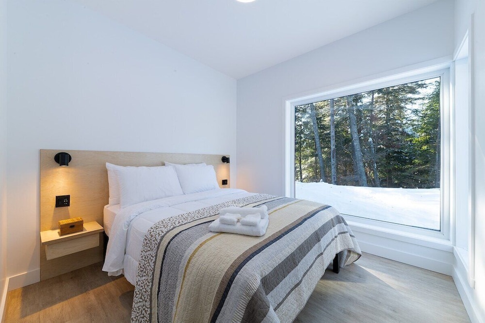 Chalet Artik 10 The Perfect Wooded Gem And Spa - Baie-Saint-Paul