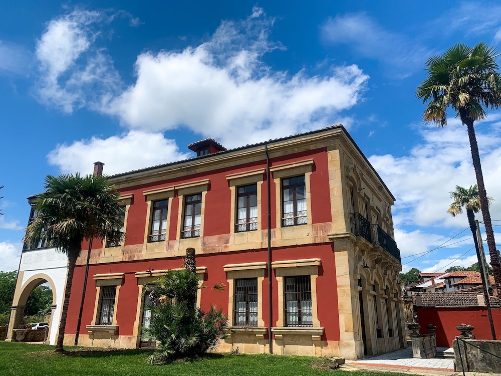 La Venta De Miyares - Casa De Indianos - Asturias