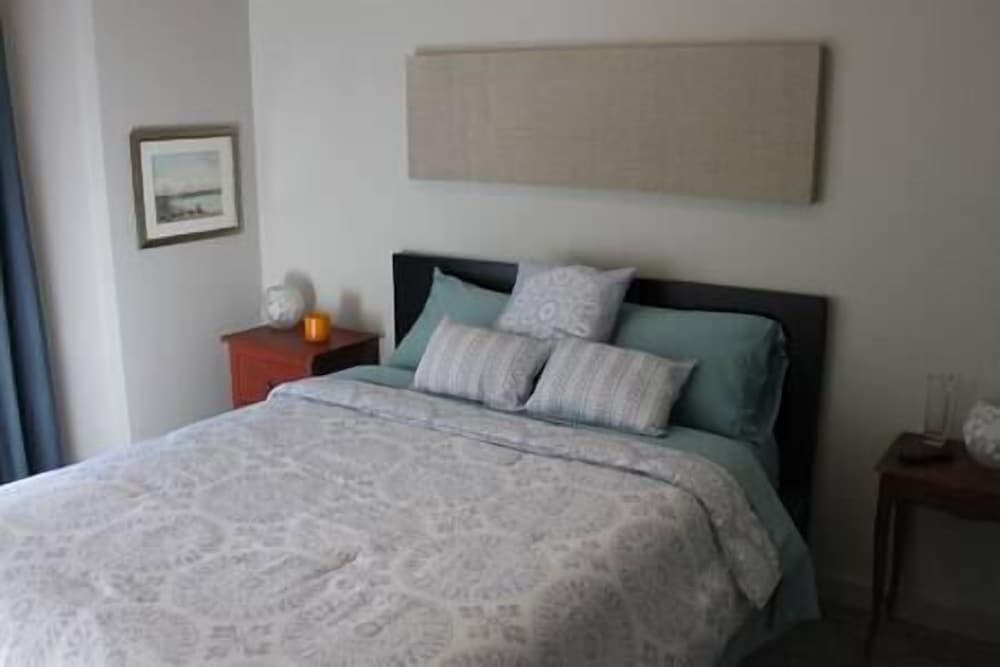 Metropolitan Loft 201 - Red Deer