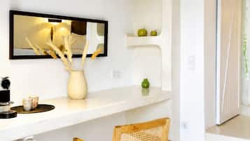 Suite Superior | 1 quarto, secretária, secretária adequada para computadores portáteis