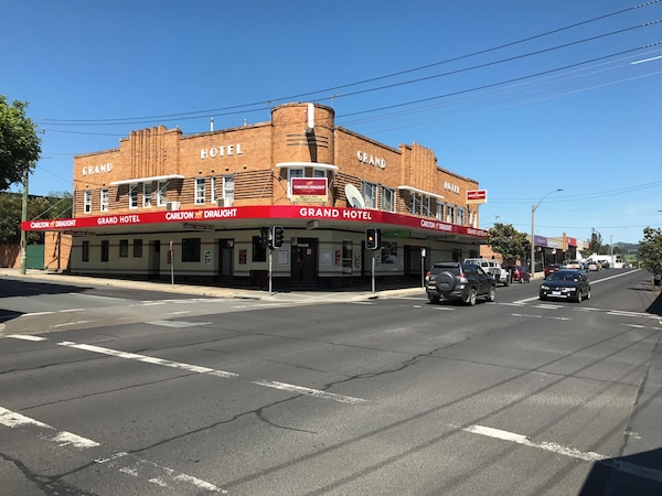 Grand Hotel Bega - South Coast