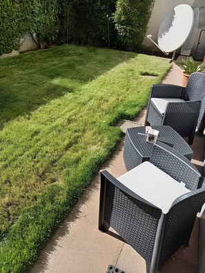 Apartamento, 1 quarto, pátio, vista para o jardim | Exterior