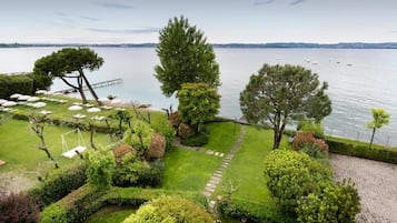 Apartamento Familiar, vista para o lago, na torre | Terraço/pátio interior