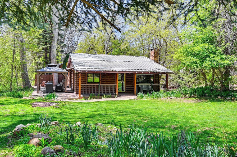 Creekside Cabin Retreat W/ Private Deck In Payson - Christopher Creek, AZ