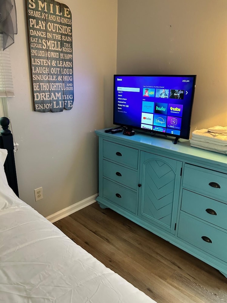 Office Private Oasis - Virginia Beach, VA