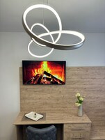 Quarto Individual | 1 quarto, secretária, secretária adequada para computadores portáteis 