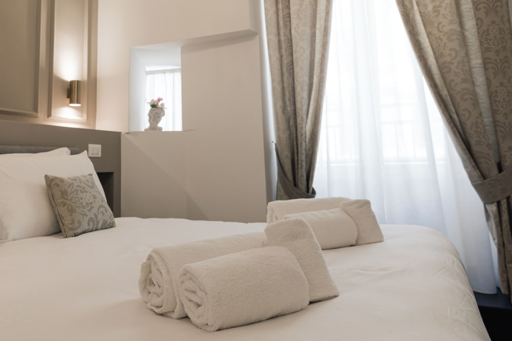 De Vince Luxury Suites - Roma Termini - Rome