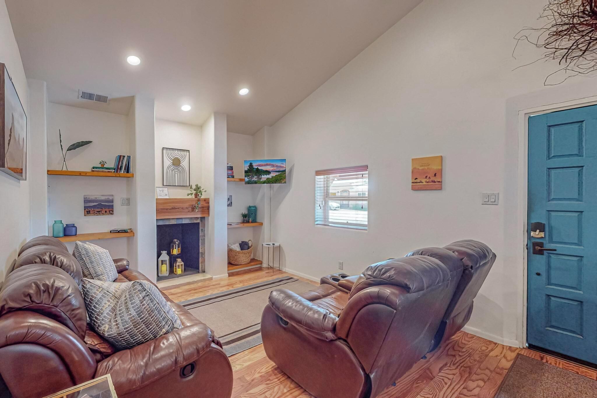 Fantastic 3bd/2ba In N. Valley, Garage, Near I40 - Albuquerque, NM