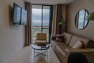 Suíte luxo | 1 quarto, individualmente decorados, individualmente mobiliados