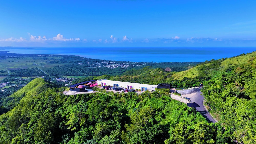 The View Luxe Hotel - Rincón