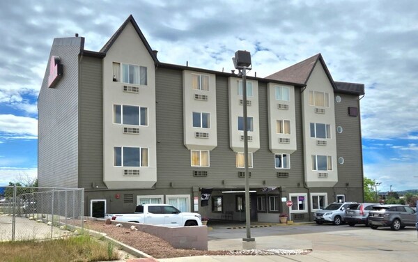 Olympia Inn - Colorado Springs, CO