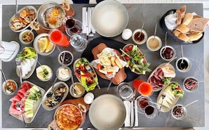 Pequeno-almoço inspirado na cozinha local diário incluído 