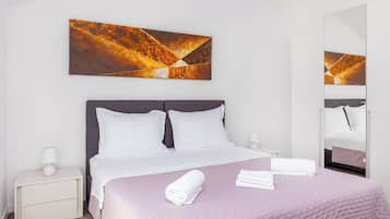 4 quartos, roupa de alta qualidade, secretária