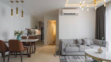 Apartamento superluxo, 2 quartos (2 Bathrooms) | Área de estar
