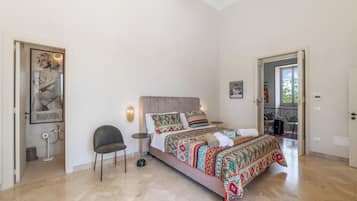 Villa Familiar, vários quartos, varanda (Villa Vallone Luxury With Pool)