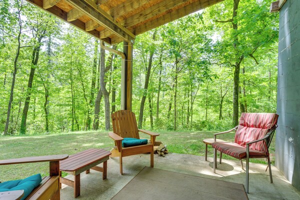 Jasper Apartment W/ Patio & Creek Access - Jasper, GA