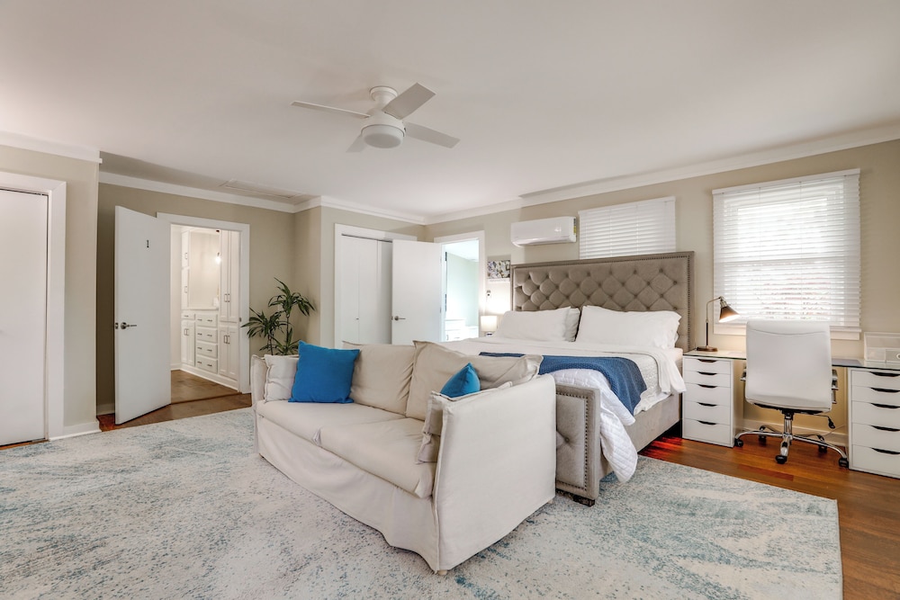 Spacious Atlanta Home W/ Yard ~ 9 Mi To Downtown - Atlanta, GA