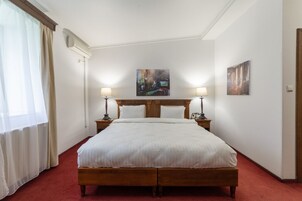 Quarto Duplo Deluxe | Secretária, cortinas/cortinados opacos, quartos insonorizados 