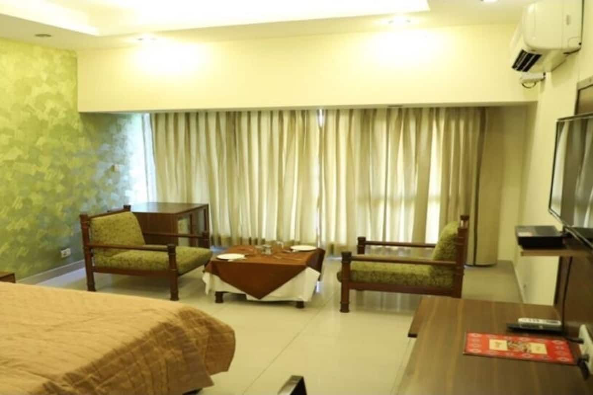 Quarto luxo, 1 cama King | 1 quarto, Wi-Fi de cortesia