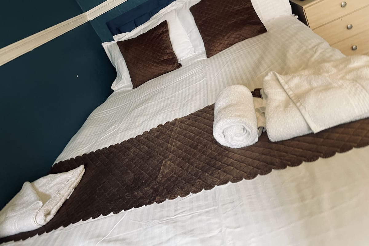 Quarto Duplo Standard | Com mobília individualizada