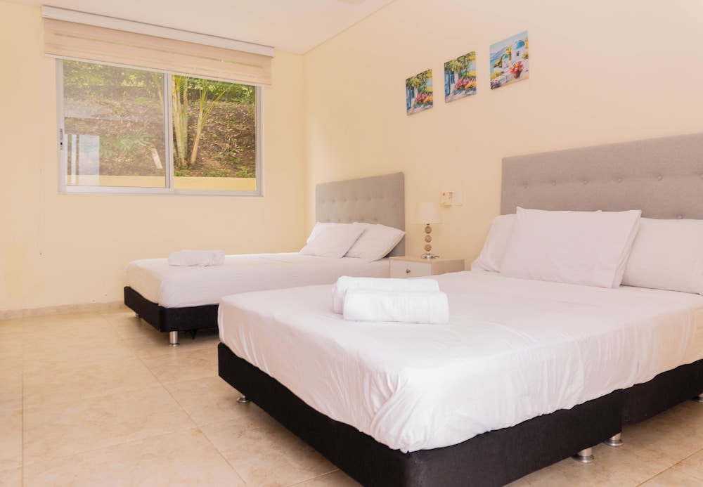 Perfect Nature Getaway ! Pet Friendly - Renewable Energy - Anapoima