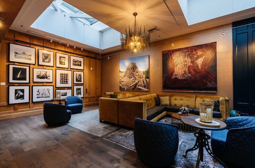 Ada Queen | Historic Place + Exceptional Service - Oregon