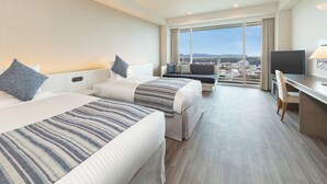 Quarto Twin Standard, não fumadores, vista para o oceano | Cofre no quarto, roupa de cama fornecida 
