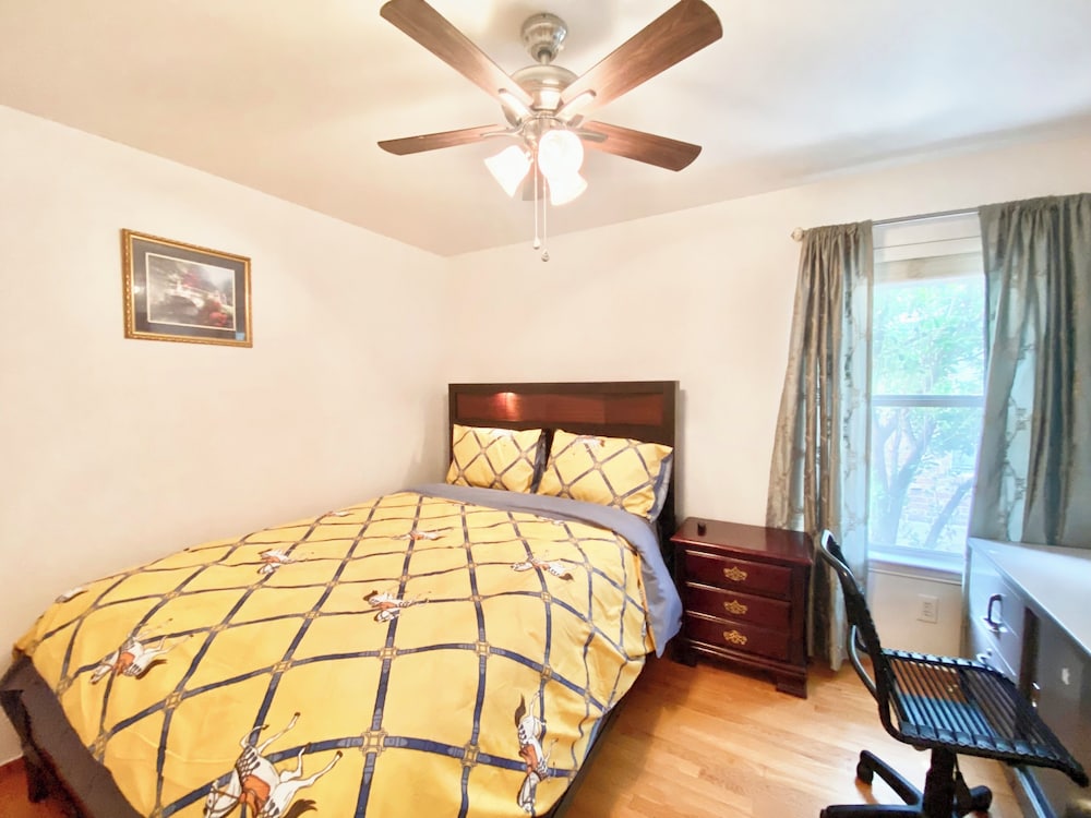 Big House 4 Bedrooms In Plano - Plano