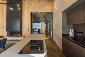 Televisor de ecrã plano de 32 polegadas com canais via satélite 