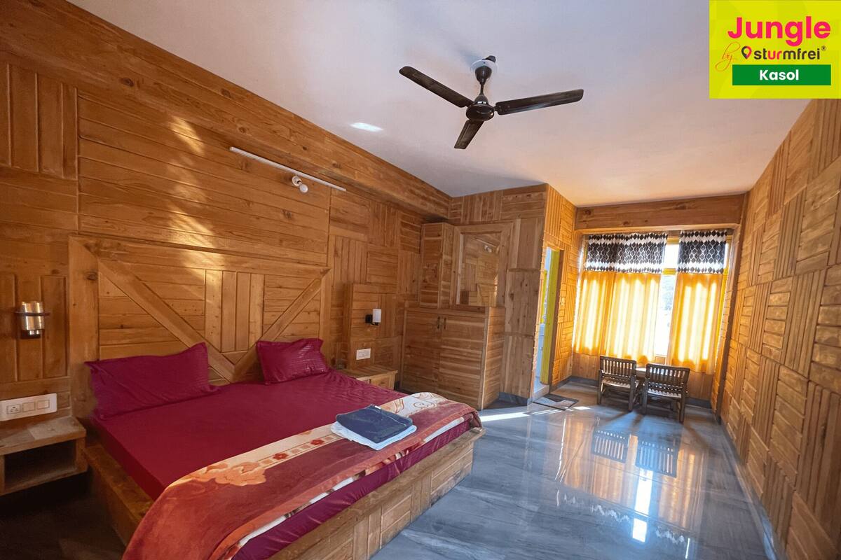 Quarto Duplo Deluxe | Wi-fi grátis, roupa de cama fornecida