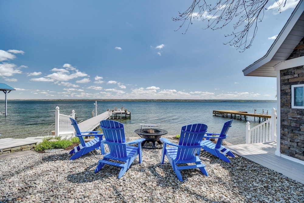 Waterfront Romulus Getaway W/ Private Dock! - Aurora, NY