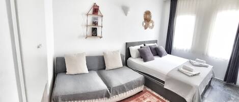 Quarto casal clássico | Quartos à prova de som, Wi-Fi de cortesia