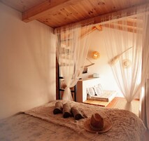 Secretária adequada para computadores portáteis, Wi-fi grátis 